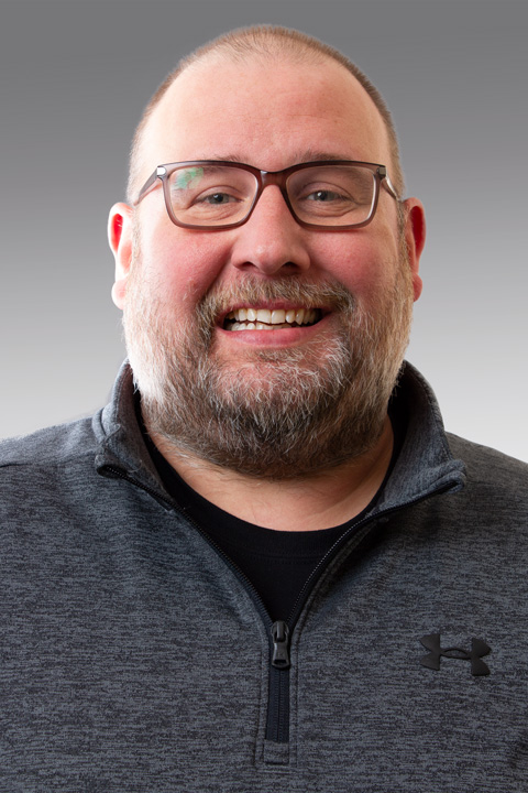 Meet the Staff at Priority Courier Experts / VANEX